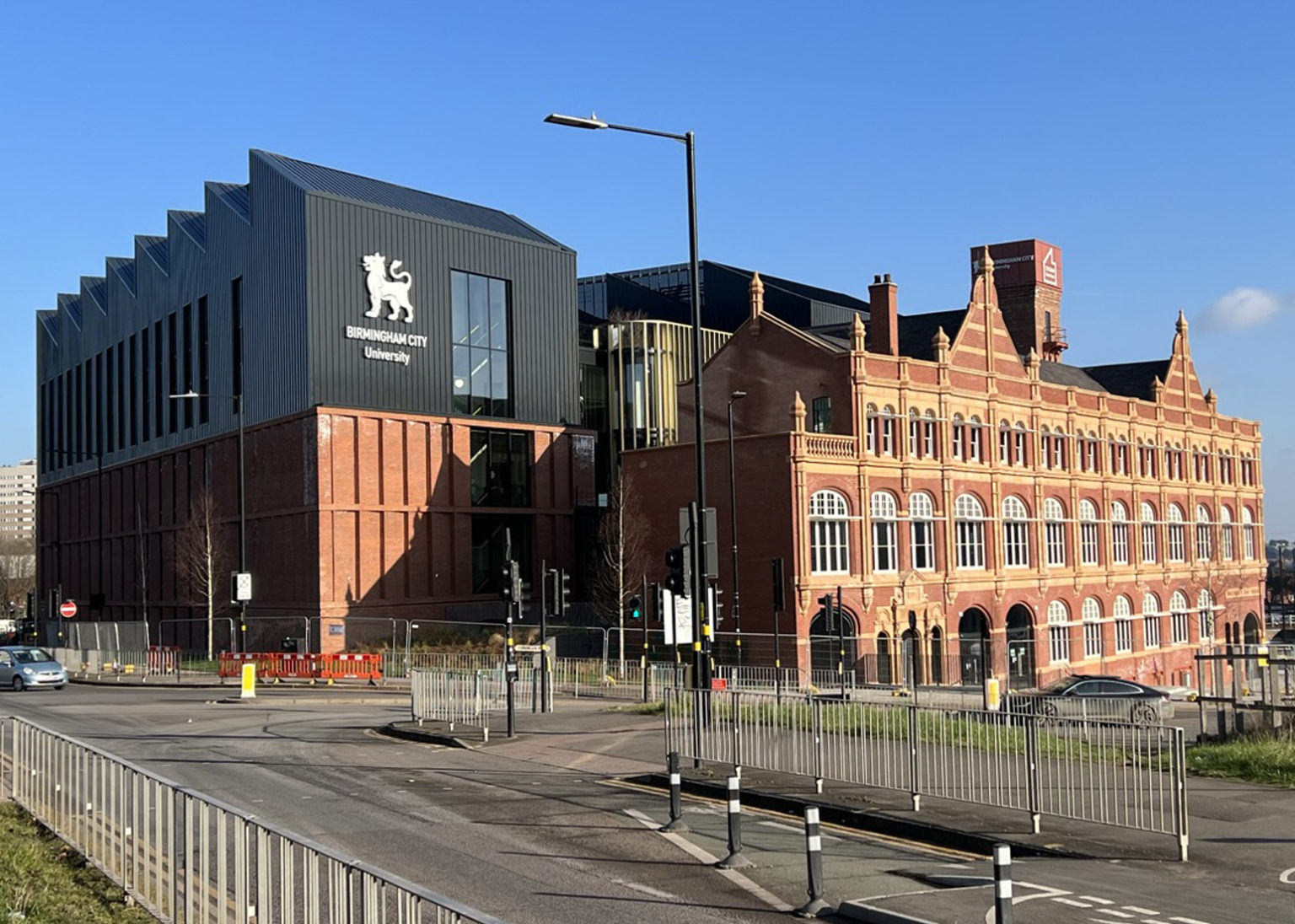 STEAMhouse - Aukett Swanke